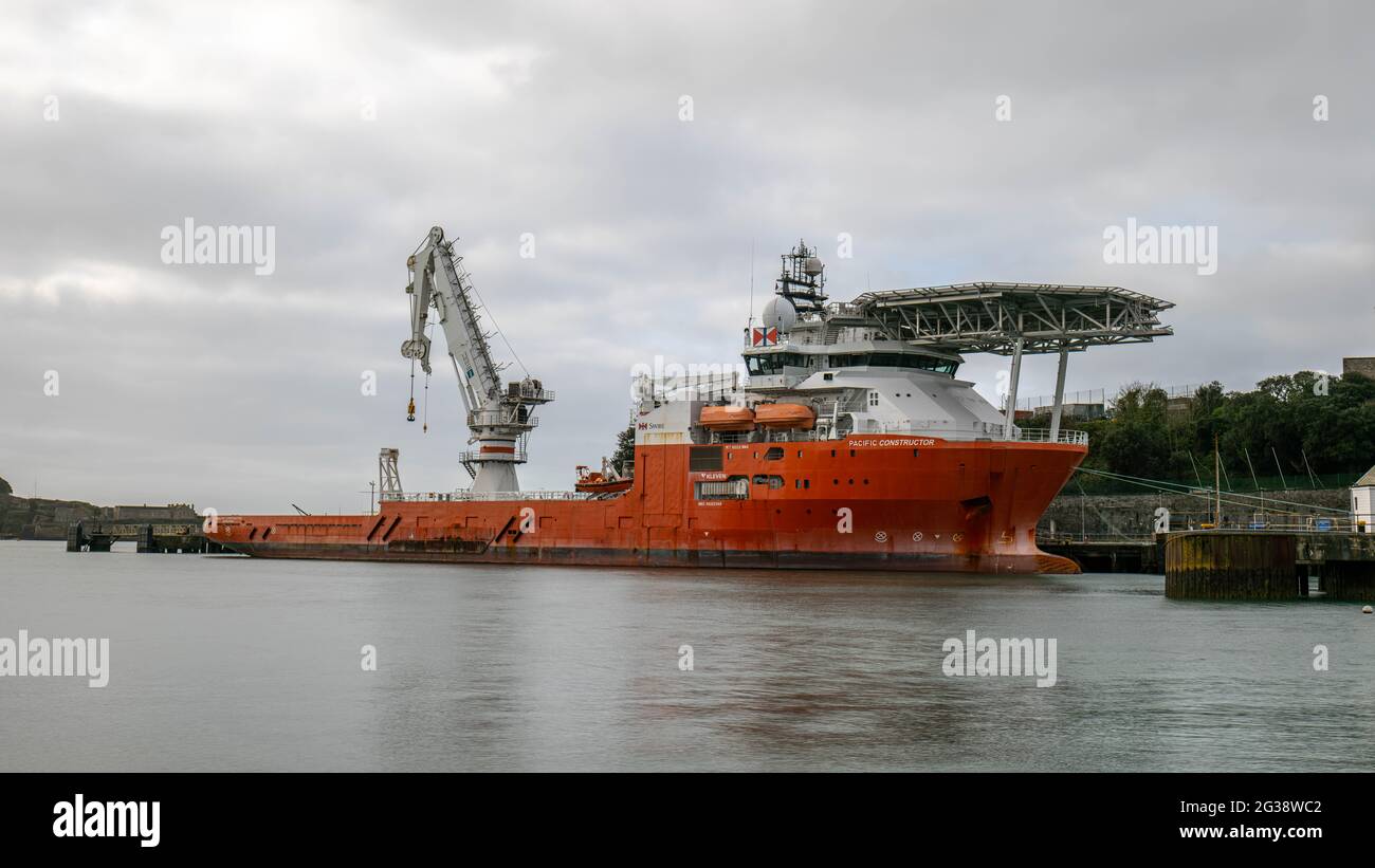 Constructor hi-res stock photography and images - Alamy