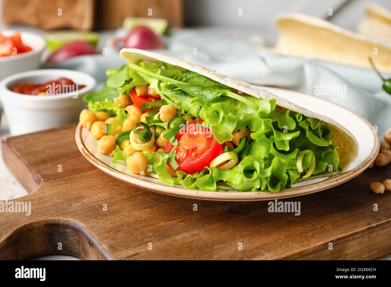Vegan taco filling hi-res stock photography and images - Alamy