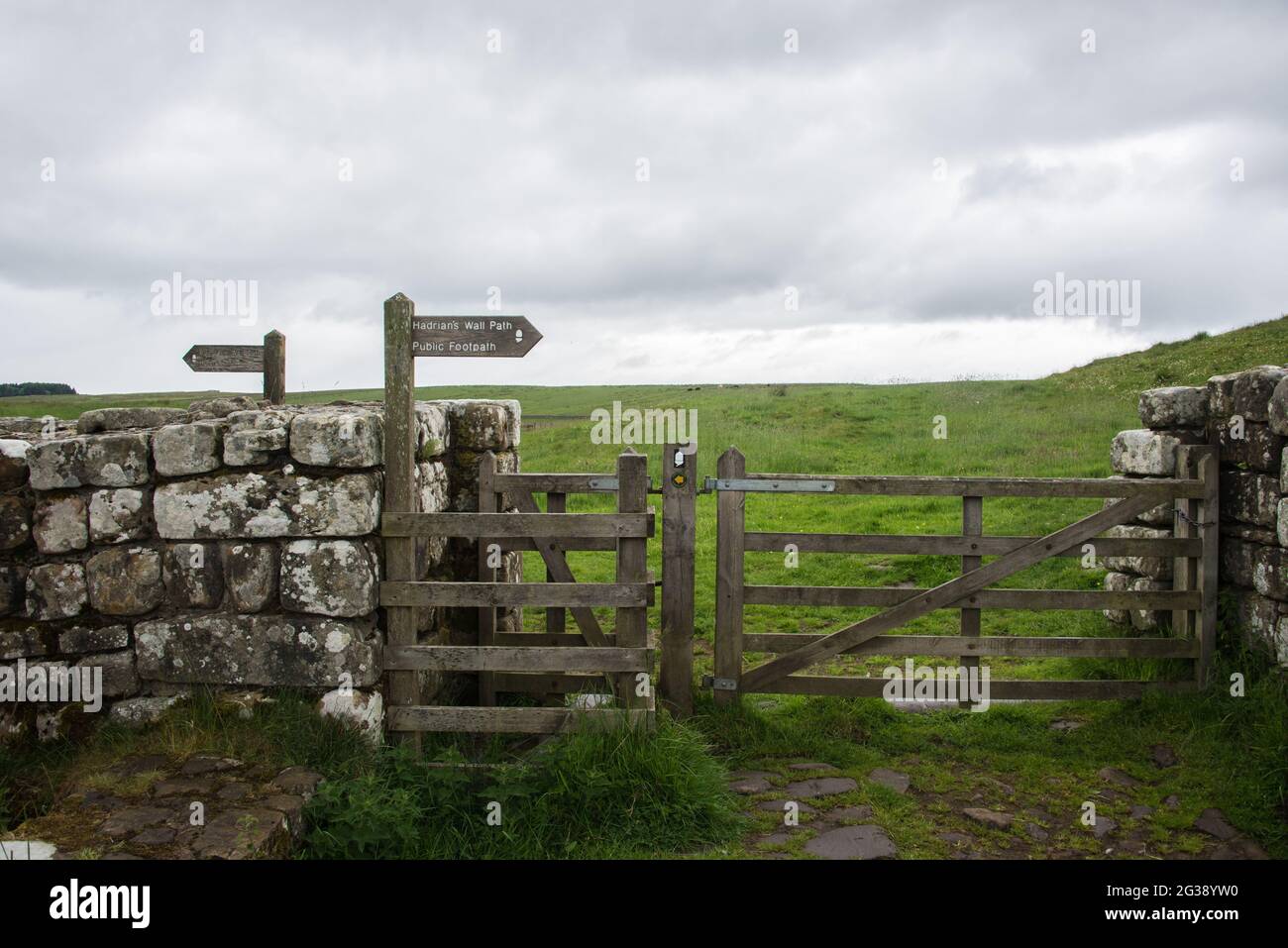 Signposts along Hadrian's Wall Path with the acorn-symbol at the ...