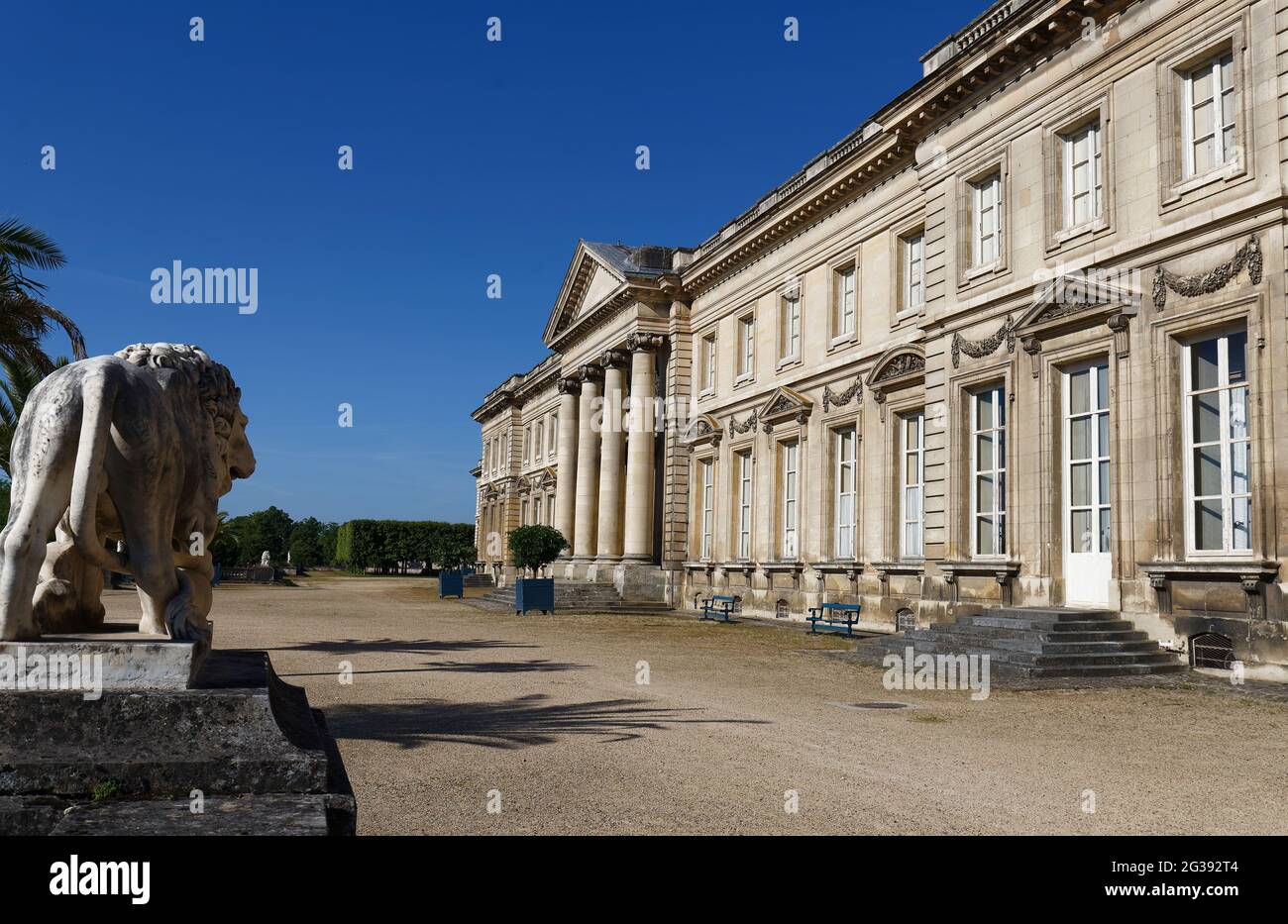 Compiegne palace hi-res stock photography and images - Alamy