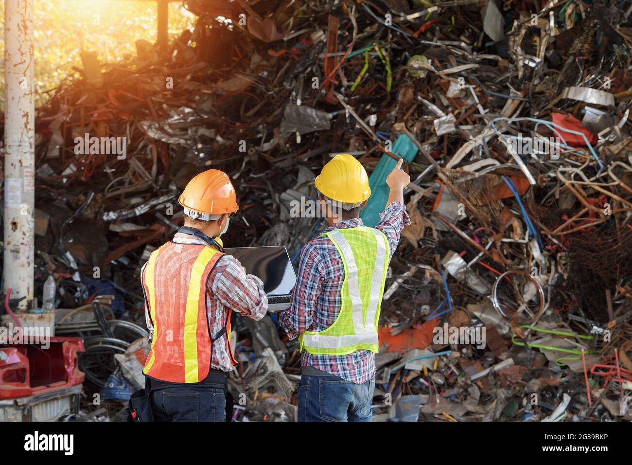 Recycled steel construction hi-res stock photography and images - Alamy