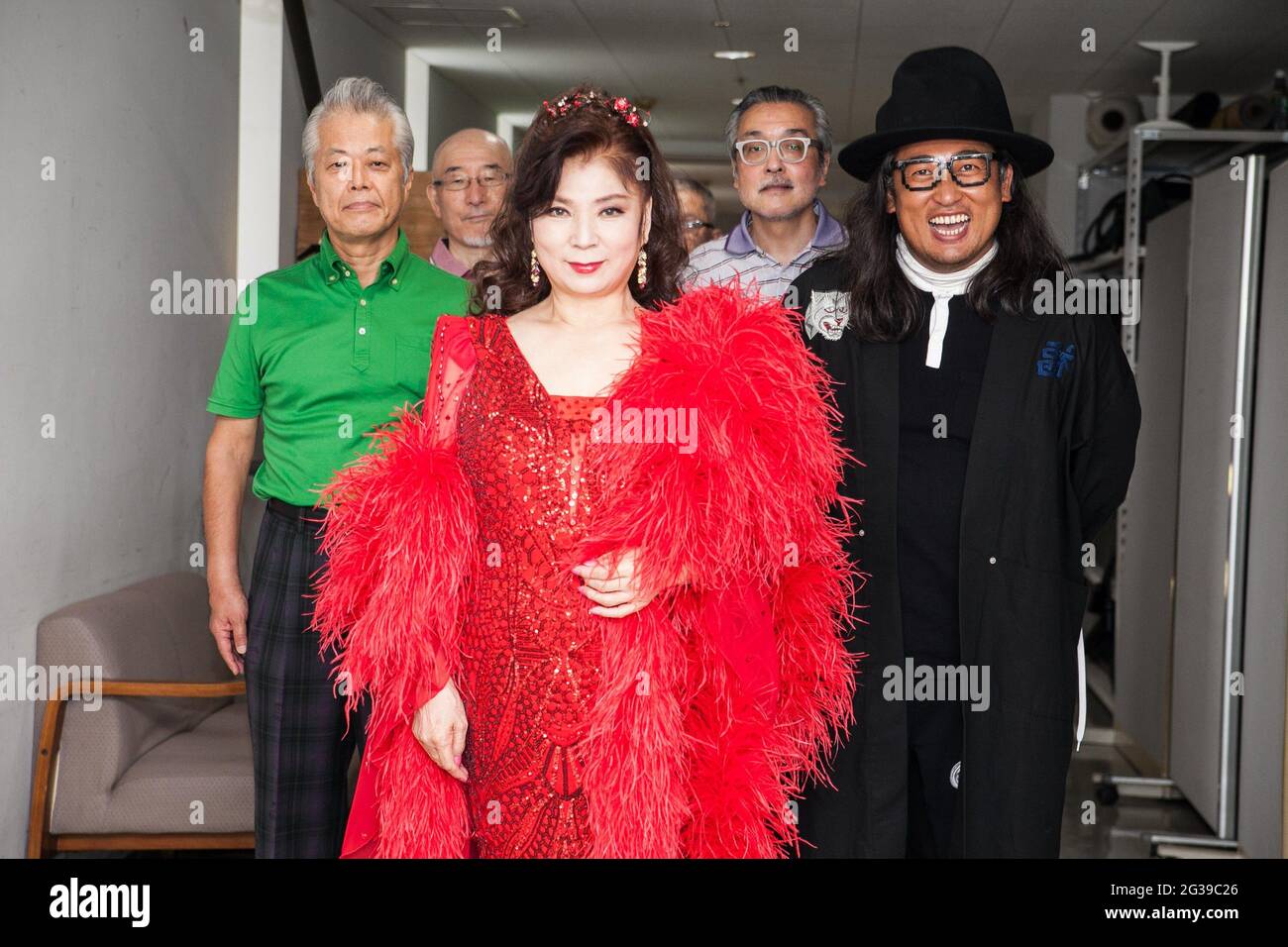 CREATOR'S FILE: GOLD, right: host Ryuji Akiyama, (Season 1, ep. 105 ...