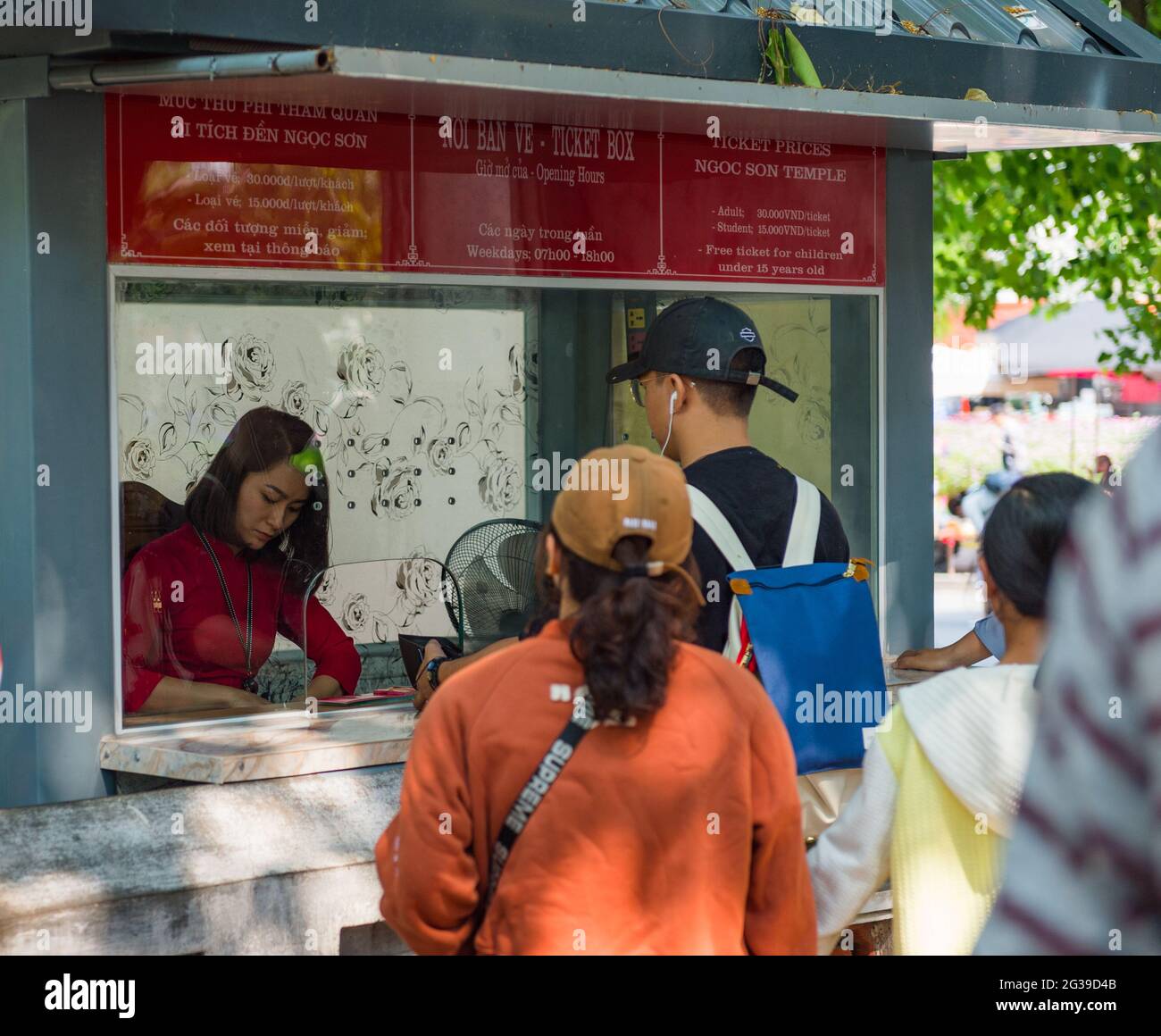 Booth assistant hi-res stock photography and images - Alamy