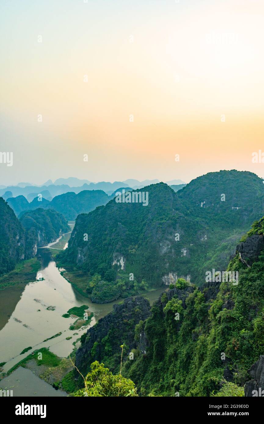 A view of the mountains and valley at Mua Cave in the Ninh Binh ...