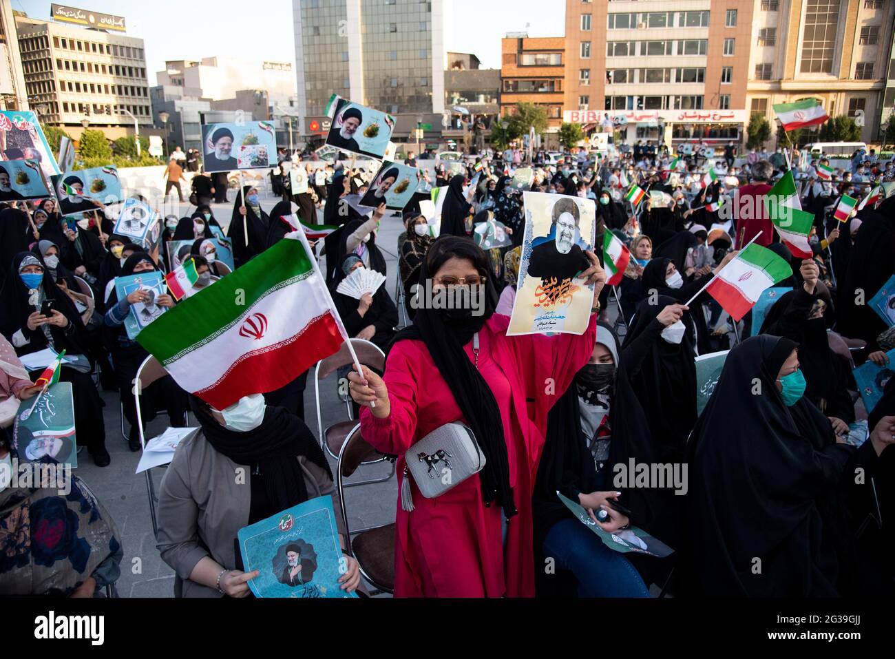 Tehran, Iran. 14th June, 2021. A supporter of presidential elections ...