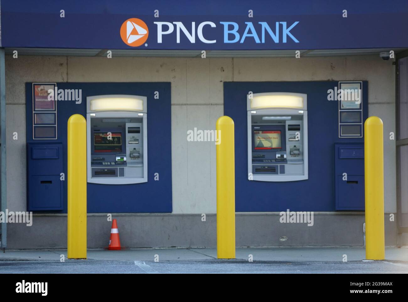 Pnc bank hi-res stock photography and images - Alamy