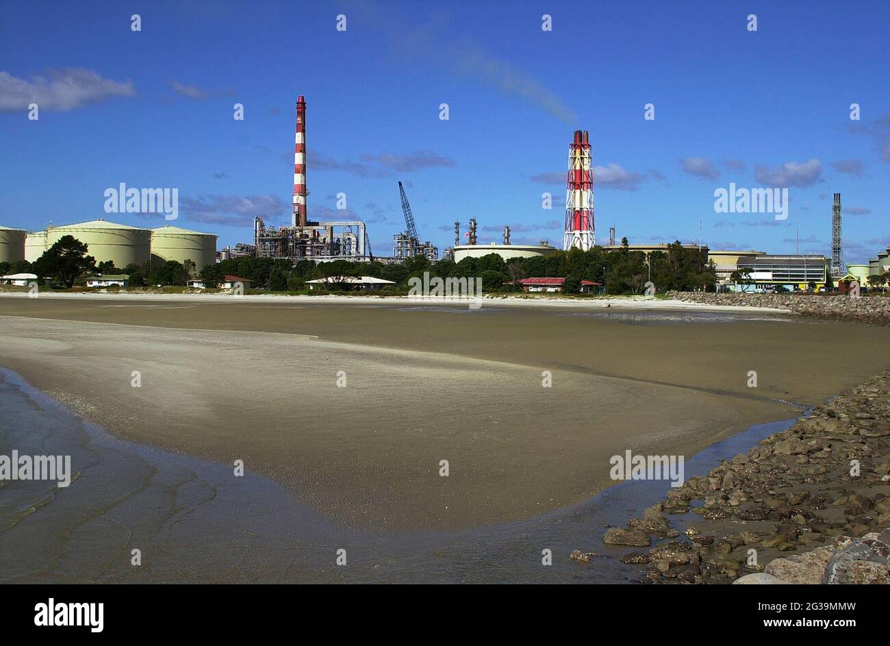Marsden point refinery hi-res stock photography and images - Alamy
