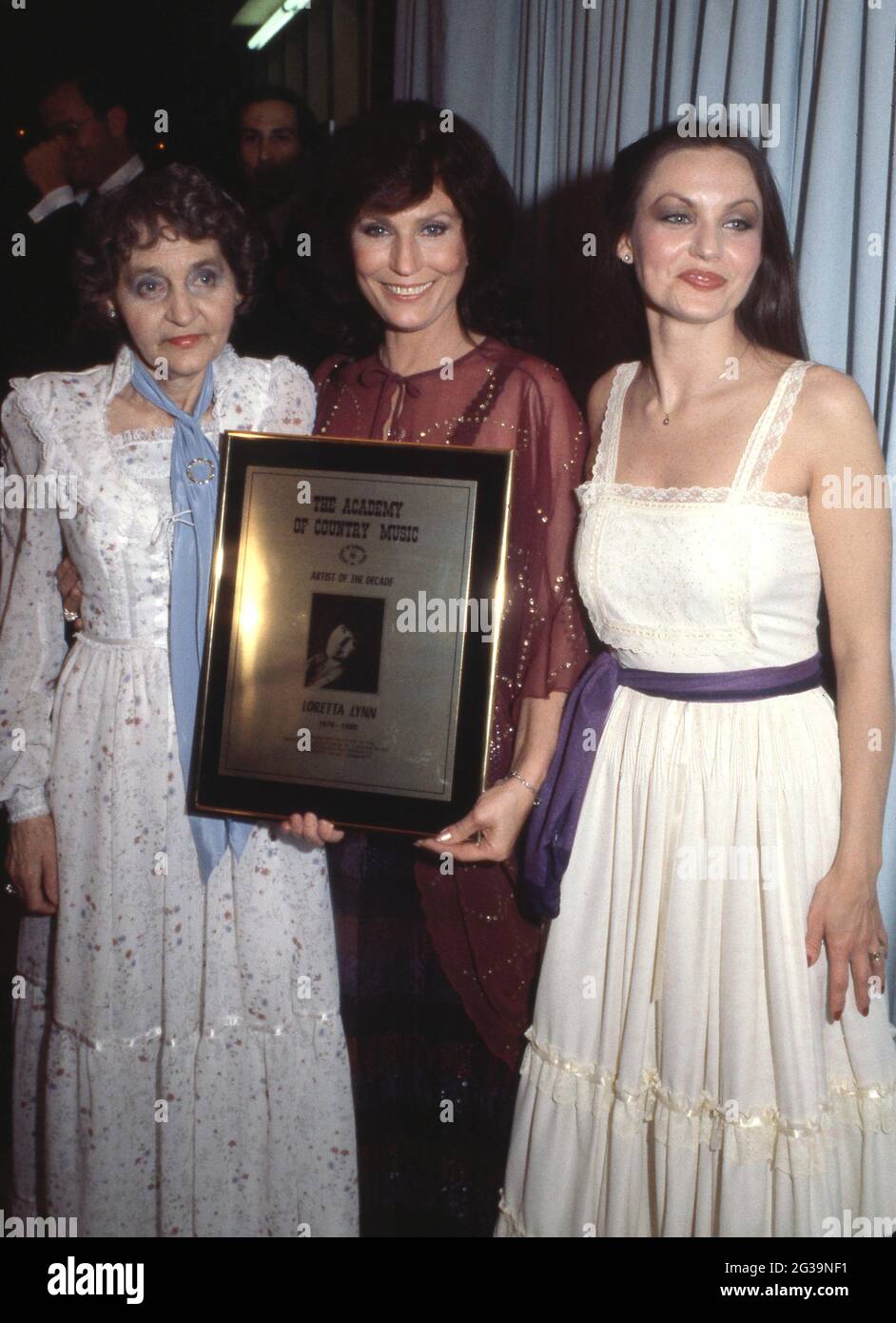 Loretta Lynn with mother Clary Webb and sister Crystal Gayle 1980 ...