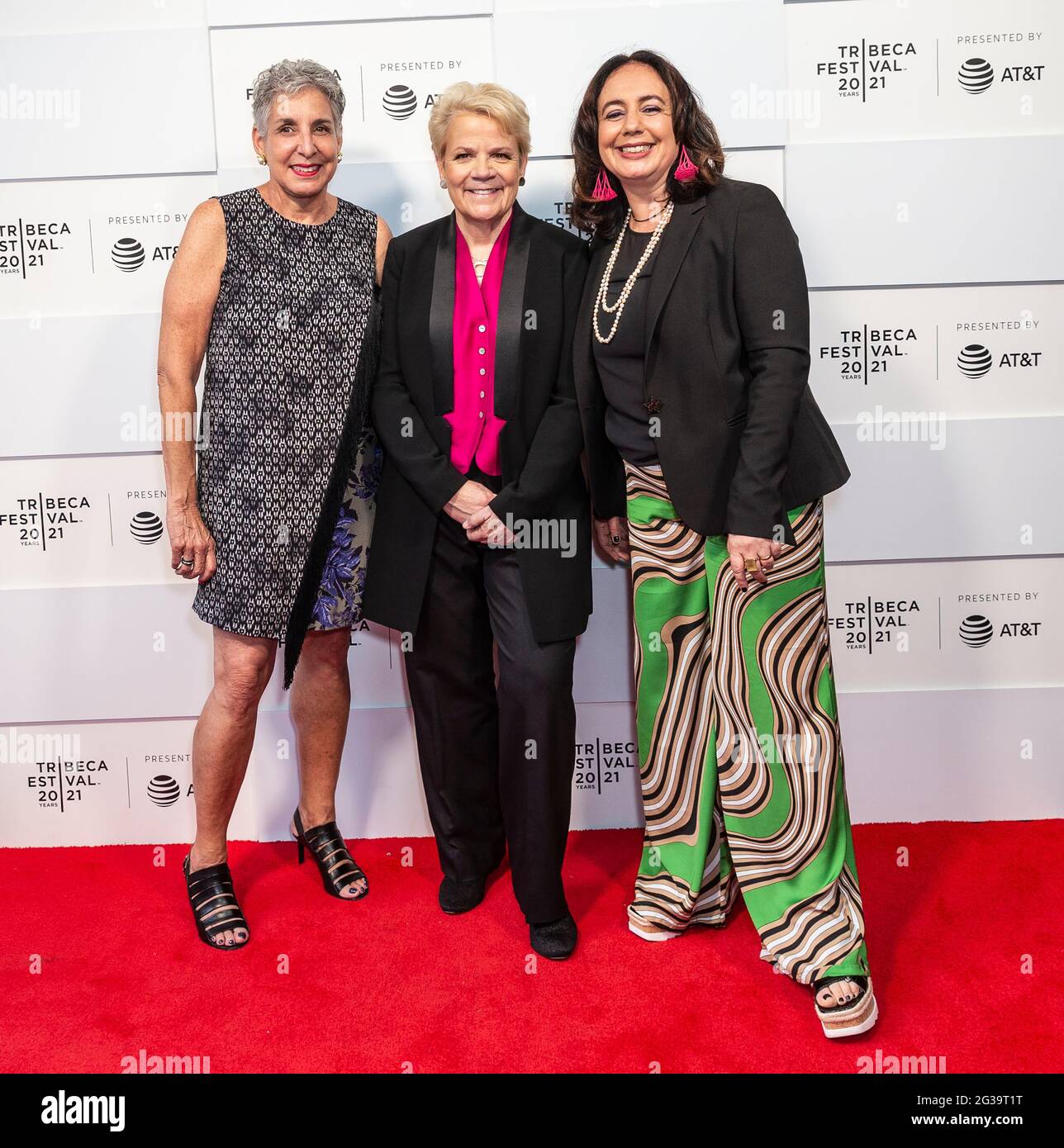 Elizabeth Grass Weese, Marin Alsop and Bernadette Wegenstein attend ...