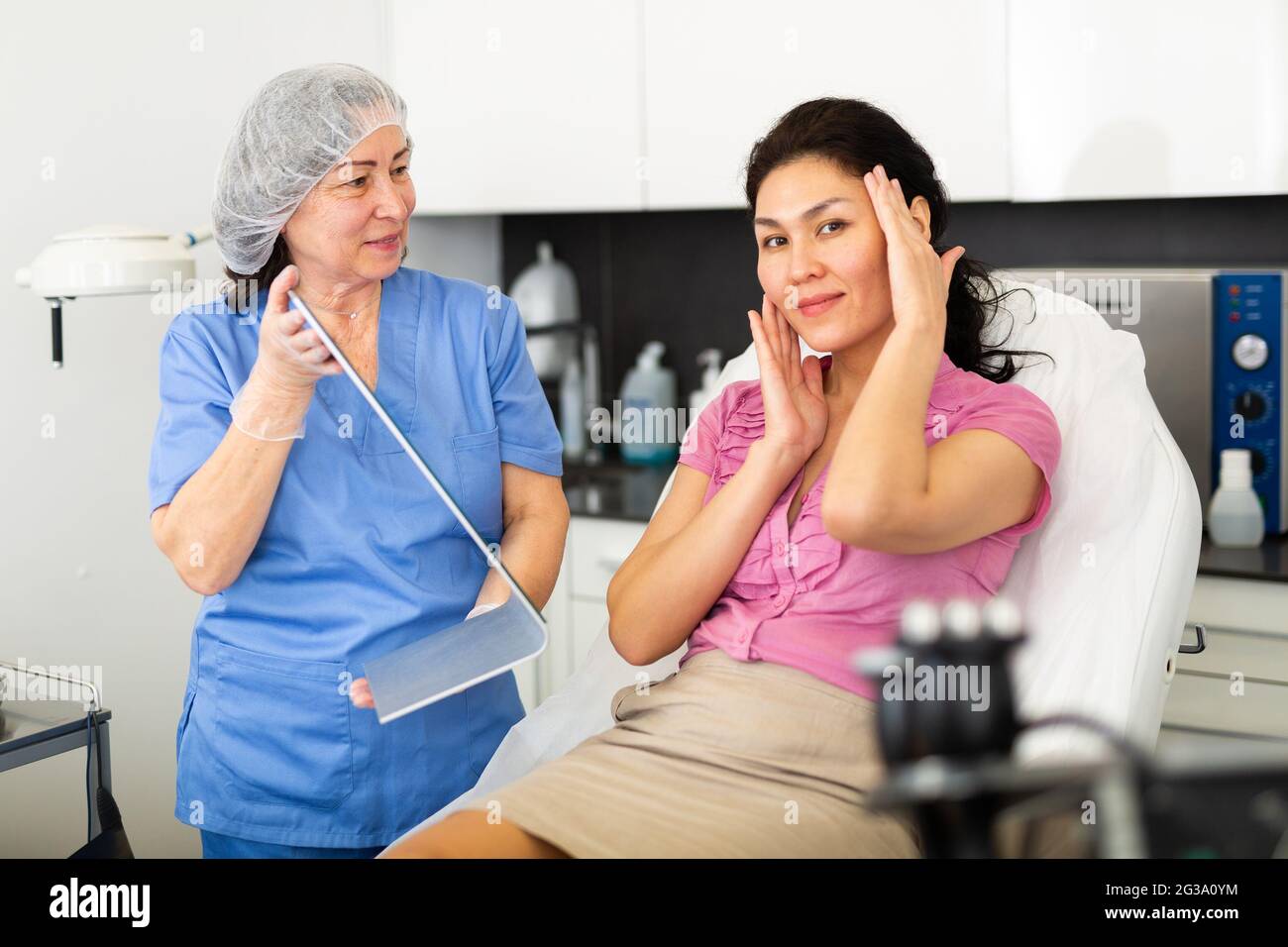 Healthcare admiration hi-res stock photography and images - Alamy