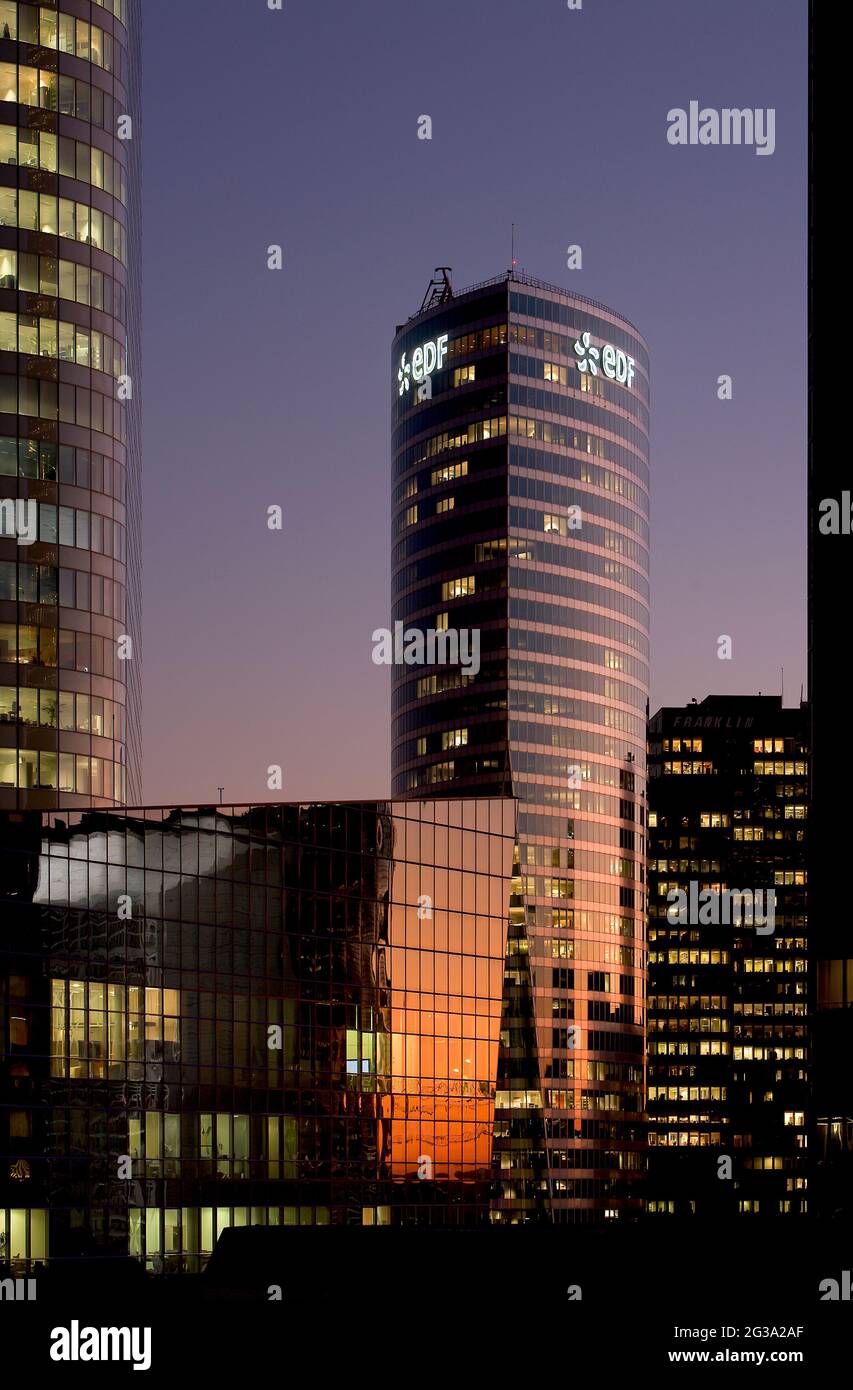 FRANCE, HAUTS DE SEINE (92), COURBEVOIE, PUTEAUX, LA DEFENSE BUSINESS ...