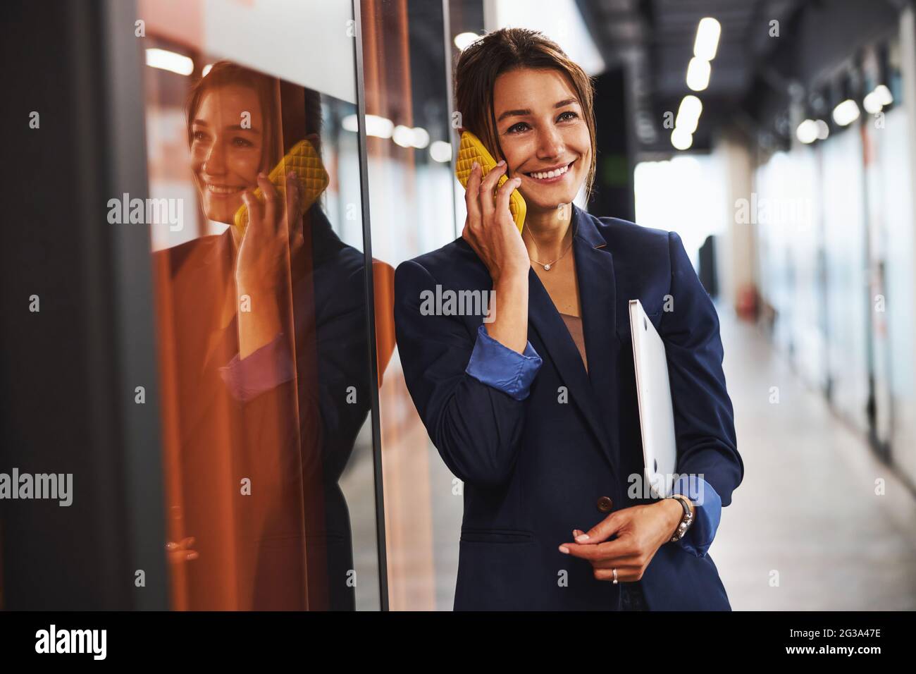 Busy personal assistant hi-res stock photography and images - Alamy
