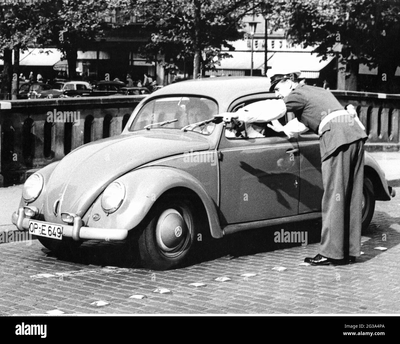 Police car 1970 Black and White Stock Photos & Images - Alamy