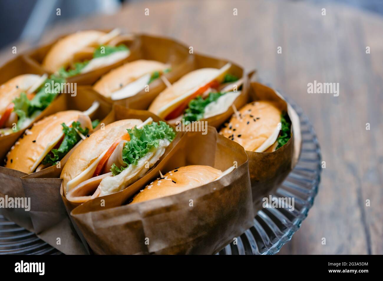 A group of homemade HAMBURGER is wrapped with paper craft and arranged ...