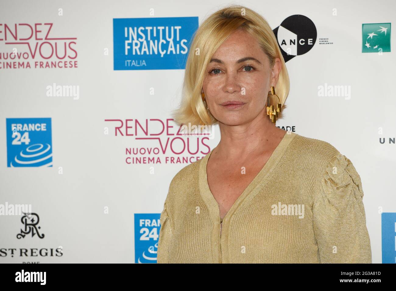 Actress emmanuelle beart High Resolution Stock Photography and Images ...