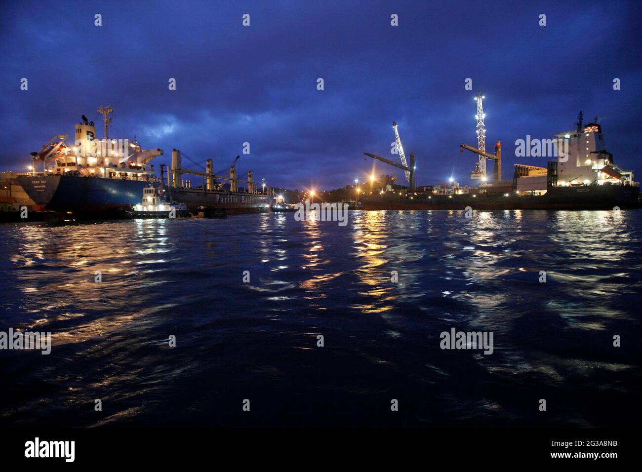 Nelson harbour hi-res stock photography and images - Alamy