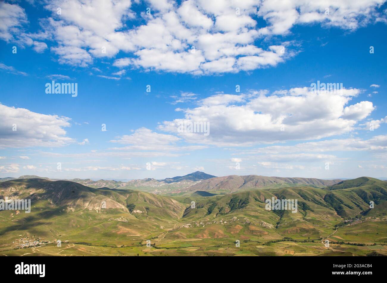 Cloud landscape hi-res stock photography and images - Alamy