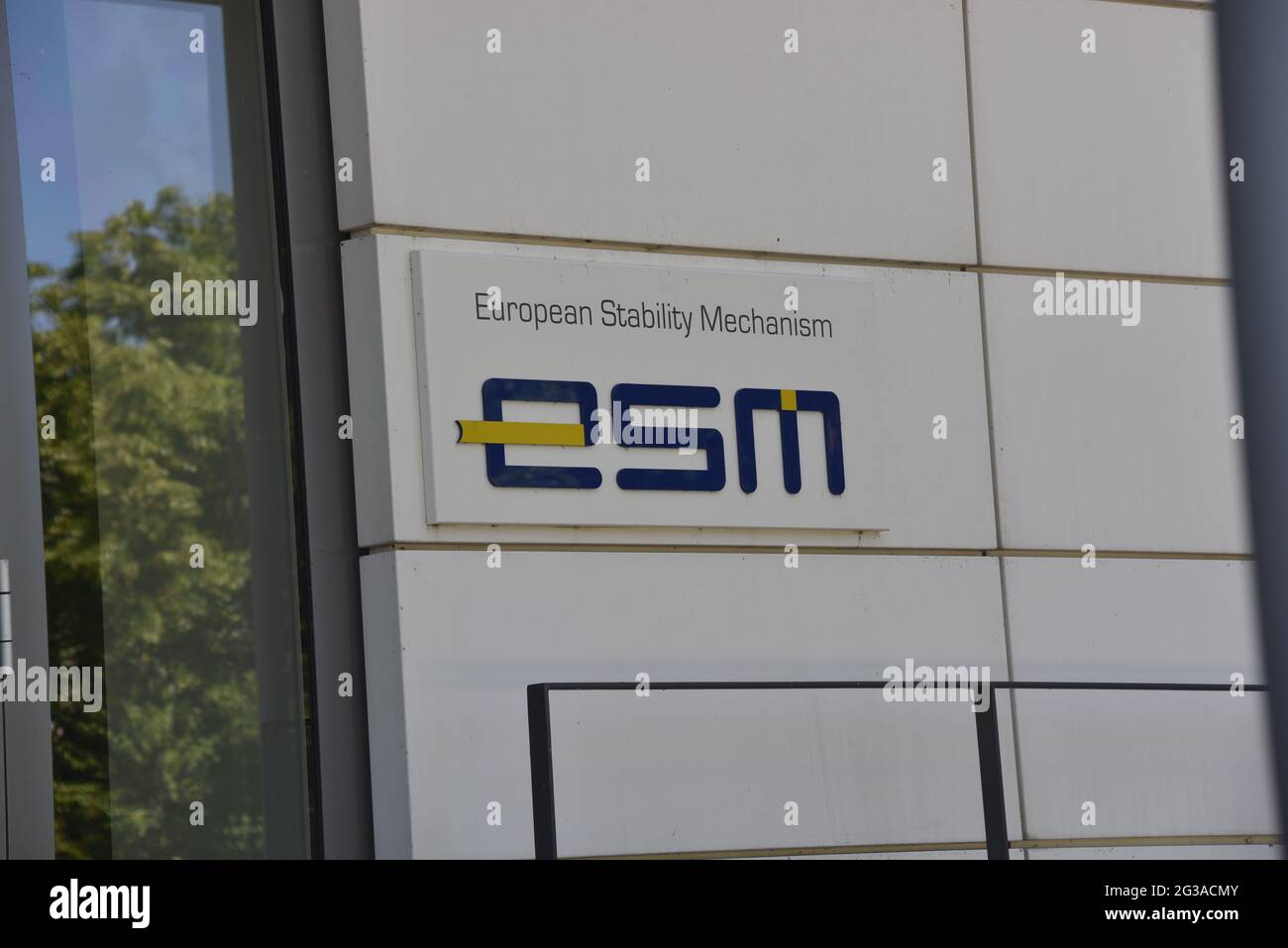 Esm logo hi-res stock photography and images - Alamy