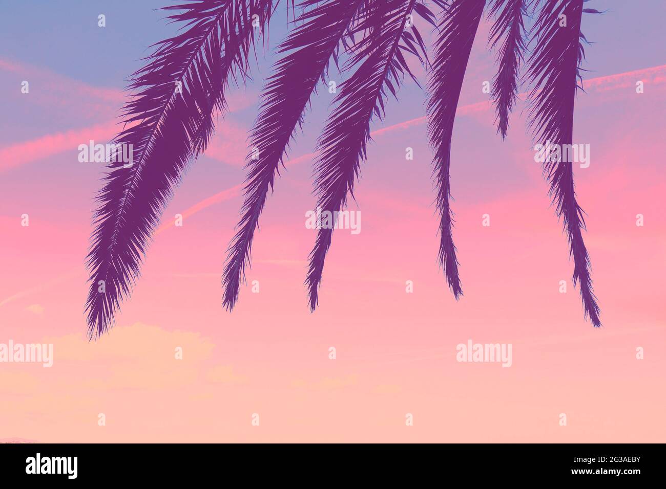 Sky with a gradient hi-res stock photography and images - Alamy