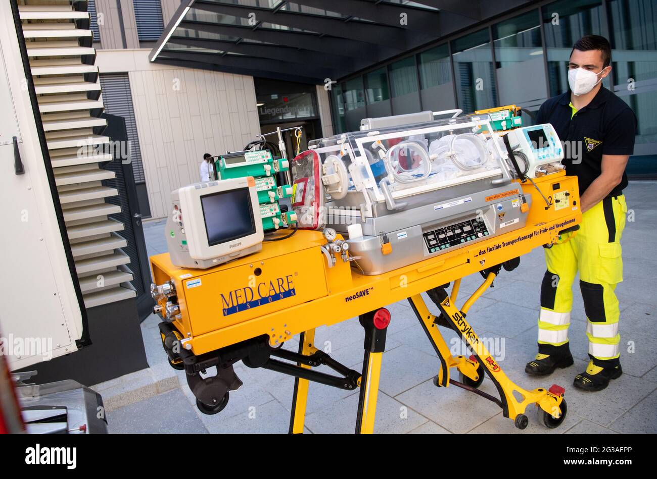 Lmu hospital hi-res stock photography and images - Alamy