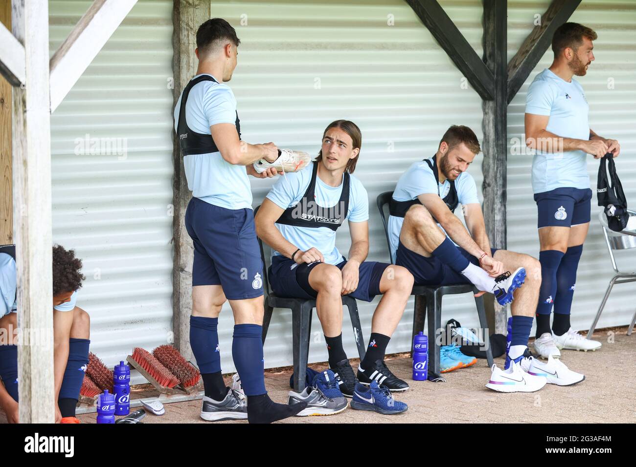 Union's players pictured during the first training session for the new ...