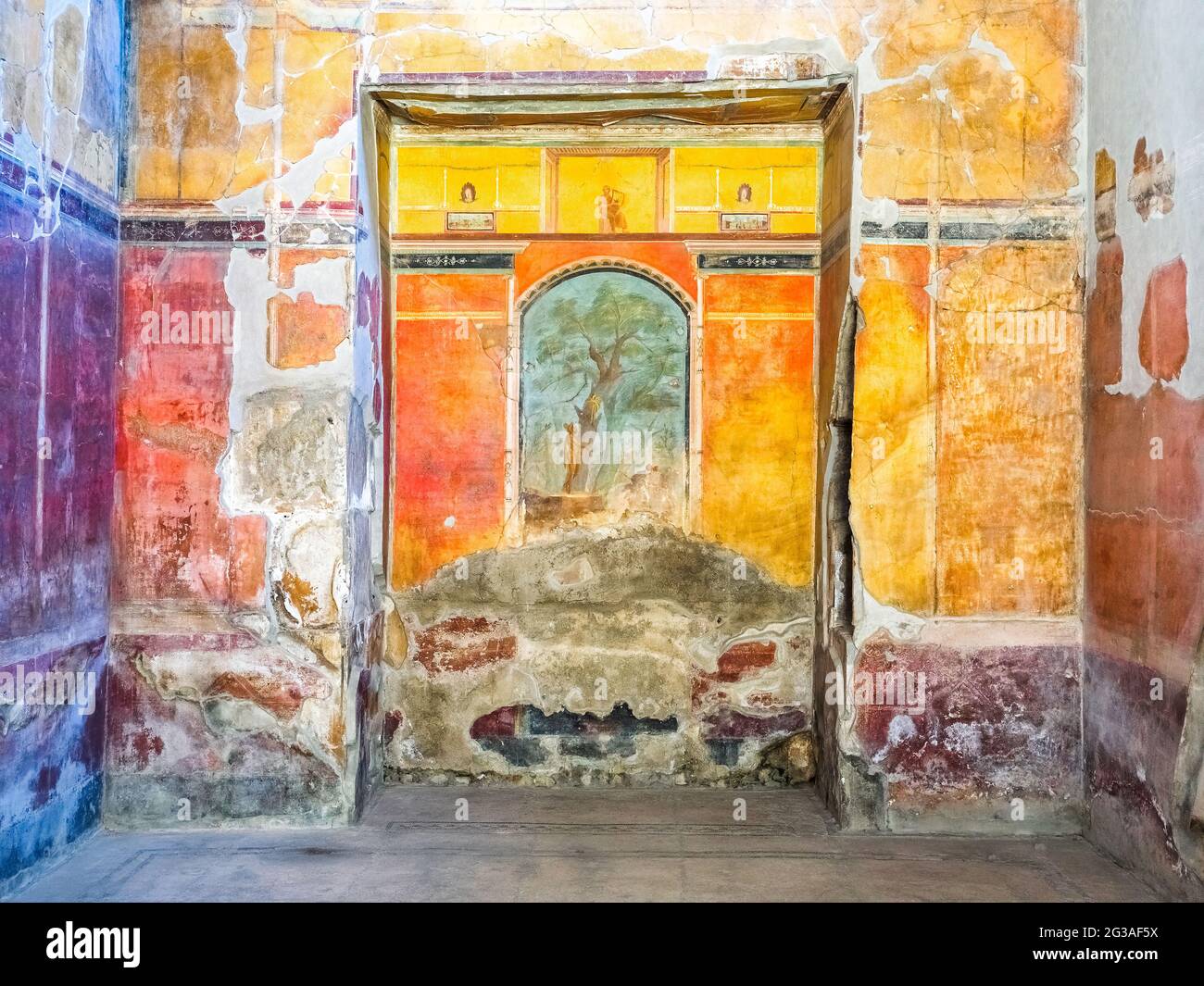 Calidarium (The hot room of a Roman baths) with a large fresco of the ...