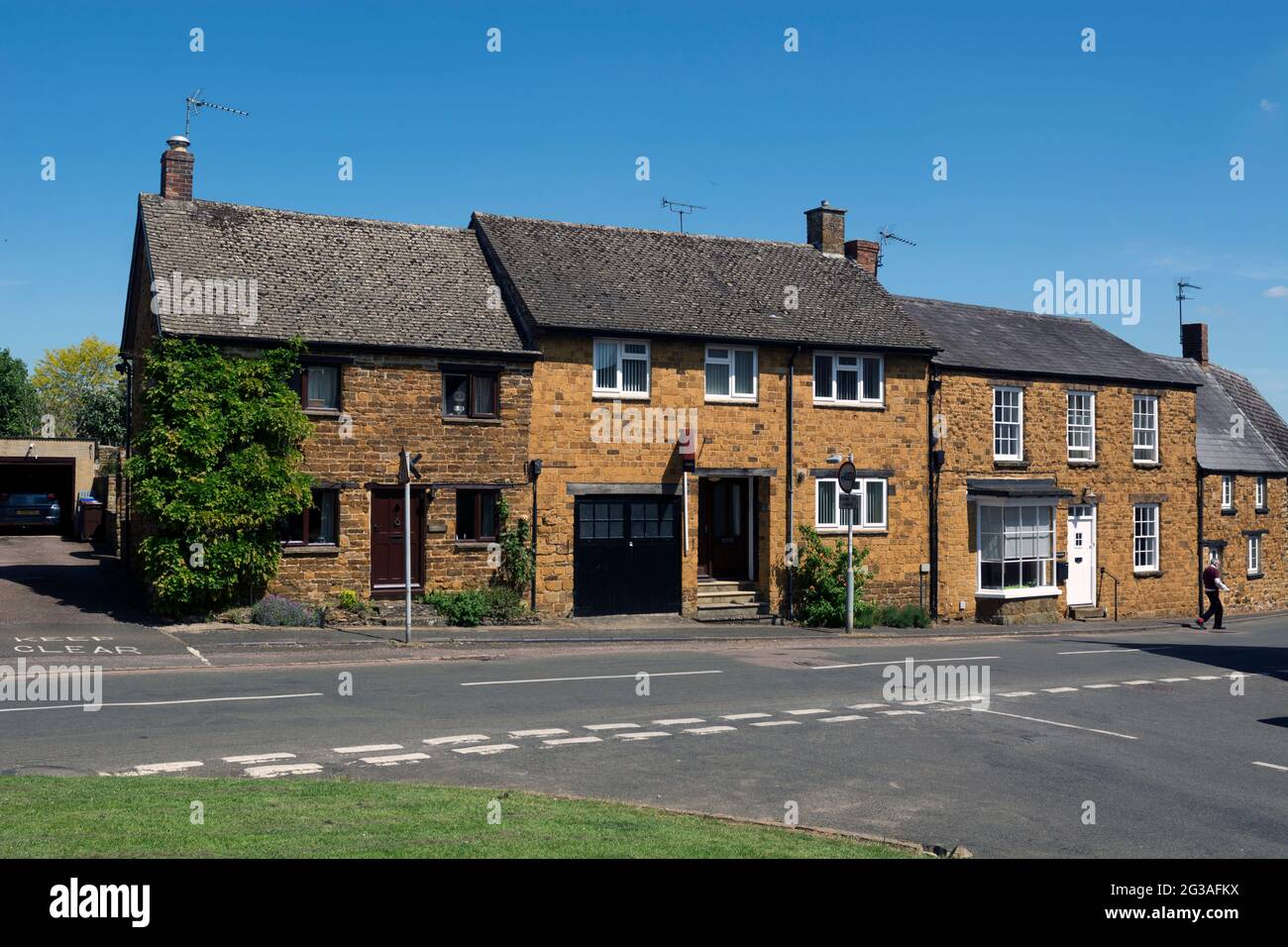 Cottages in Deddington village, Oxfordshire, England, UK Stock Photo ...