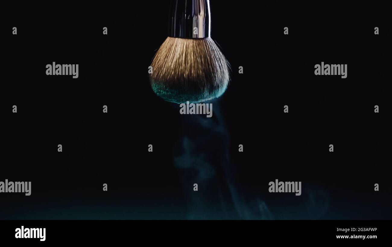 Dust down hi-res stock photography and images - Alamy