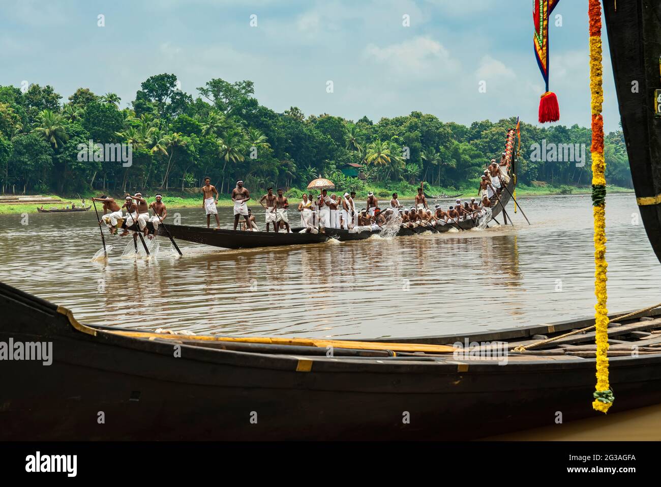 Aranmula ,08 September,2017 : Oarsmen in traditional costume practicing ...