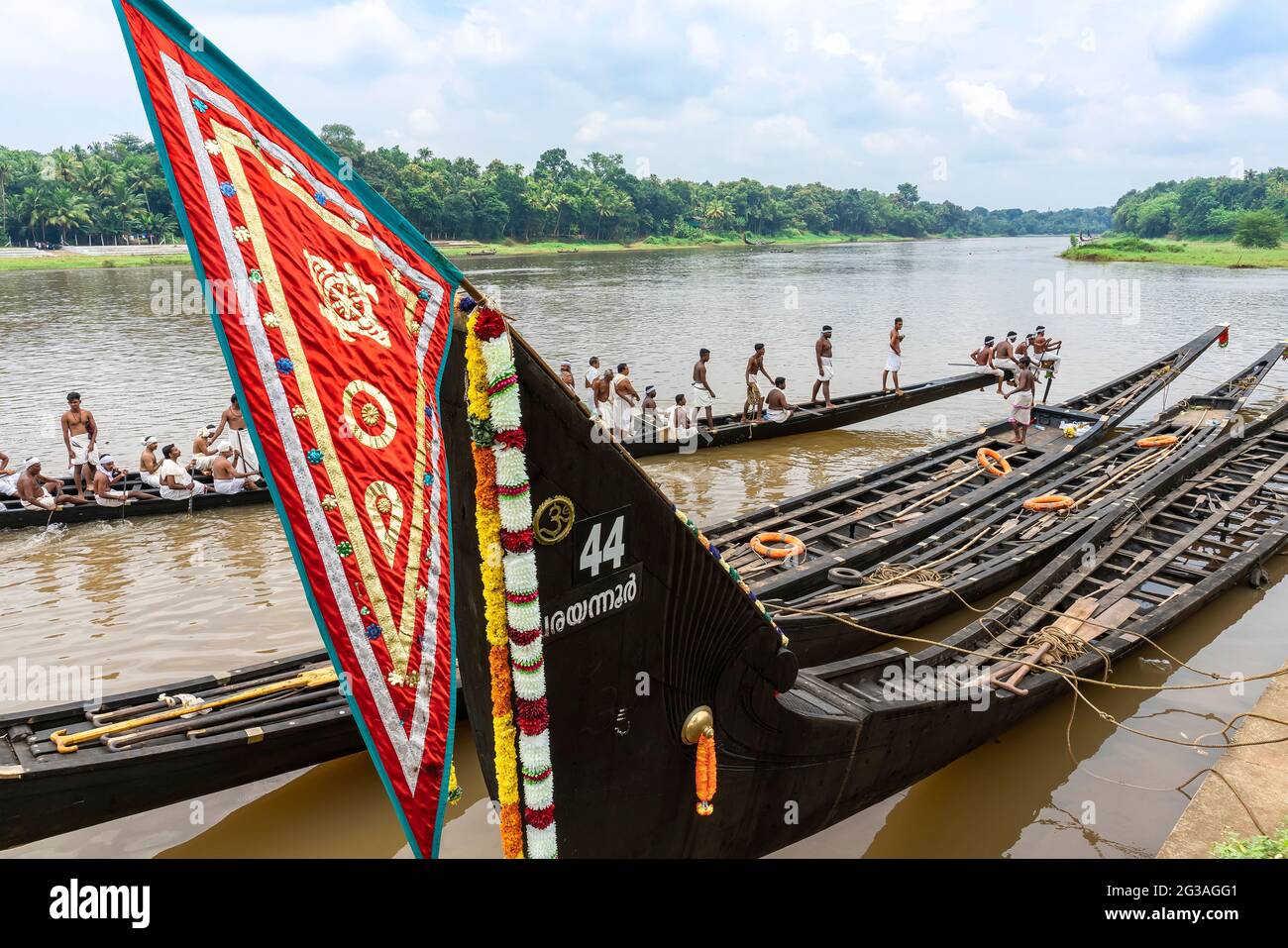 Aranmula Boat Race High Resolution Stock Photography and Images - Alamy