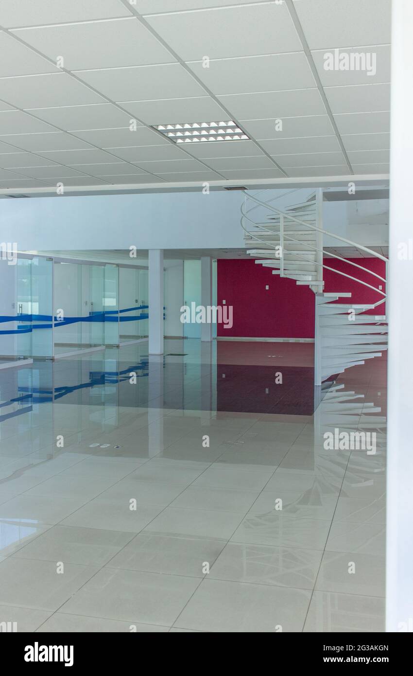 Interior of a beautiful and modern empty office building Stock Photo ...