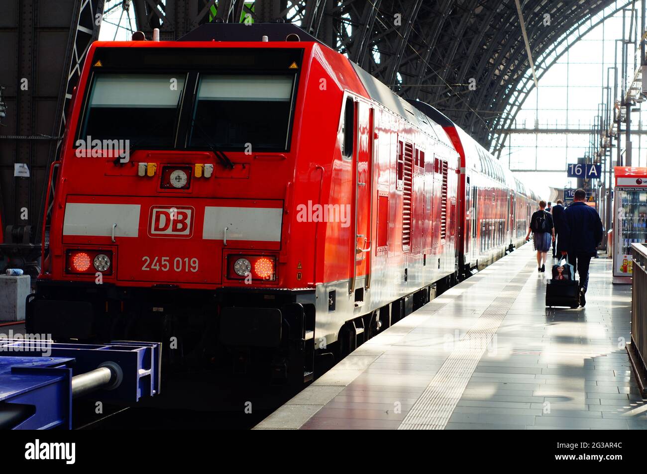 Traxx locomotive hi-res stock photography and images - Alamy