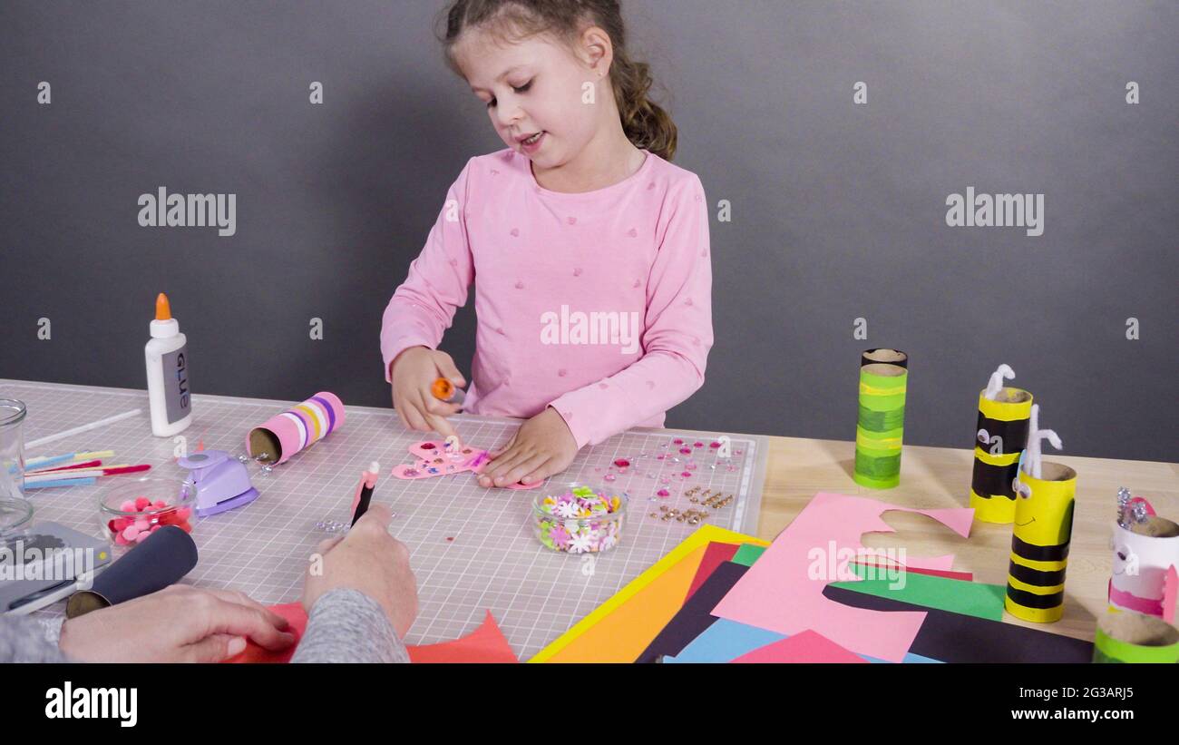 Kids papercraft. Making paper bugs out of the empty toilet paper rolls ...