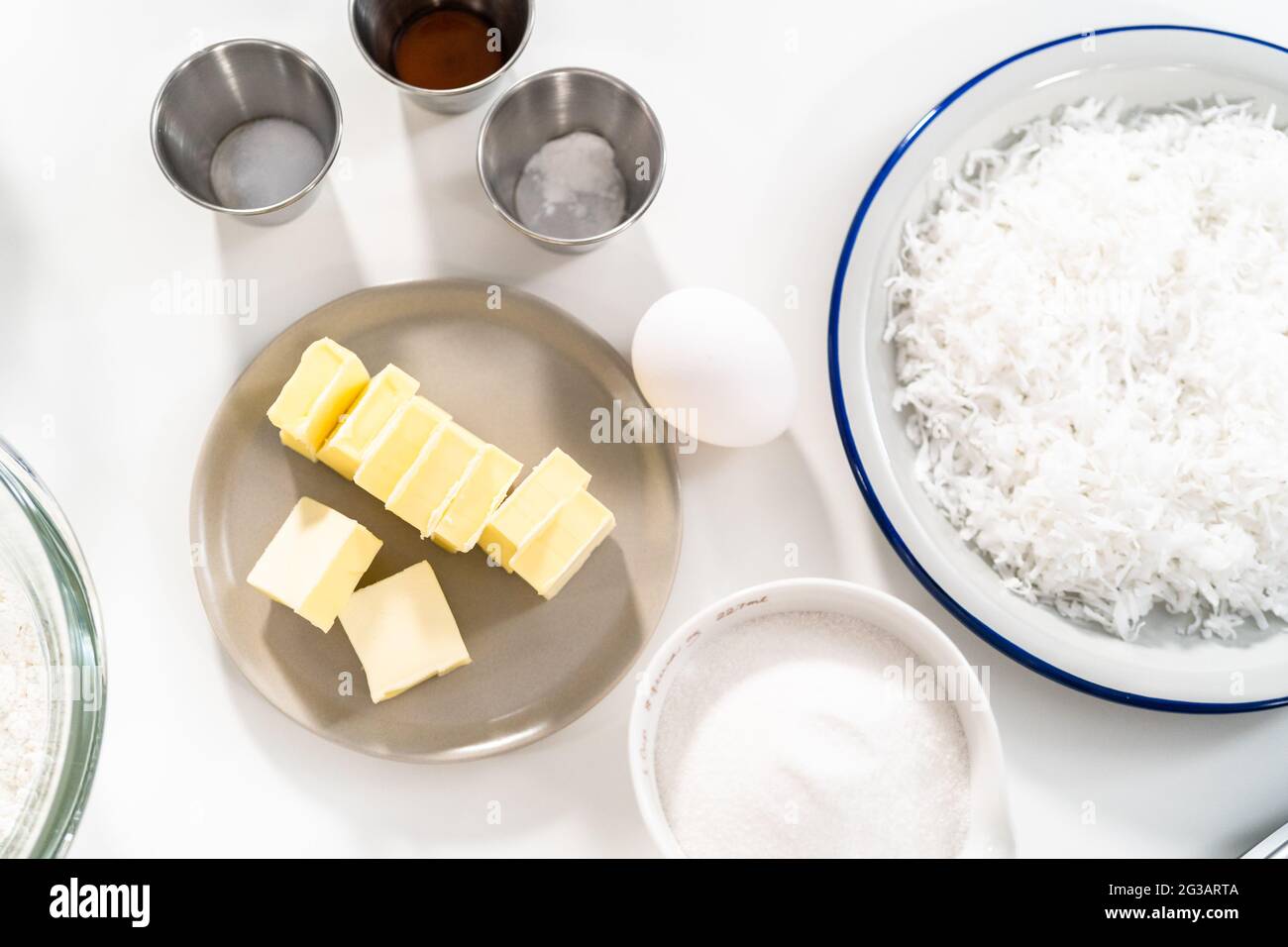 Stick of butter on counter hi-res stock photography and images - Alamy