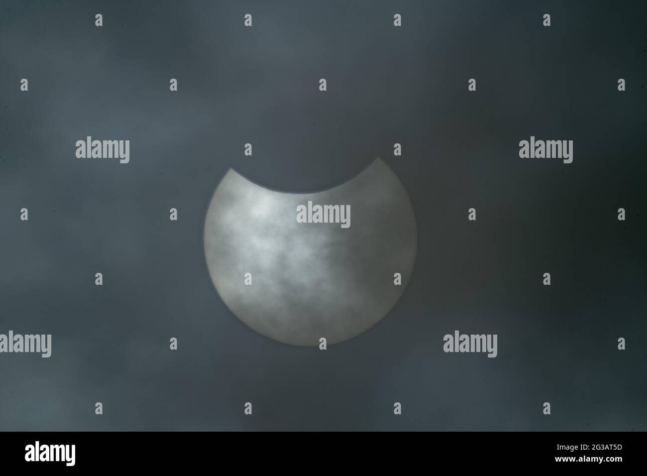 Solar_eclipse hi-res stock photography and images - Alamy