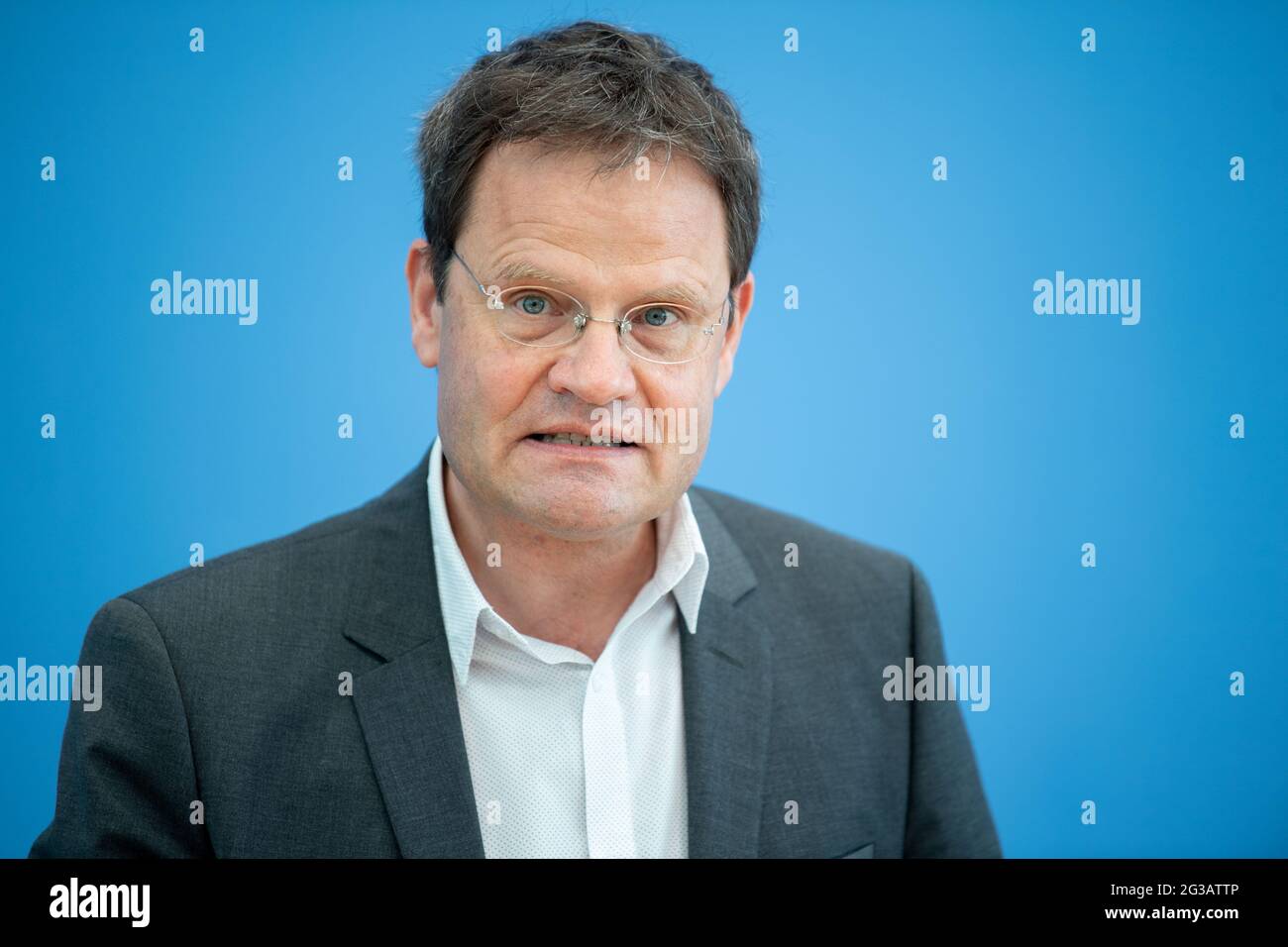 Mosaic expedition arctic hi-res stock photography and images - Alamy