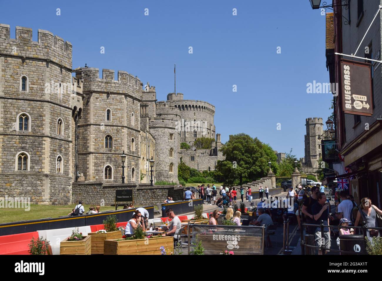 Windsor Castle exterior, Windsor, United Kingdom Stock Photo - Alamy