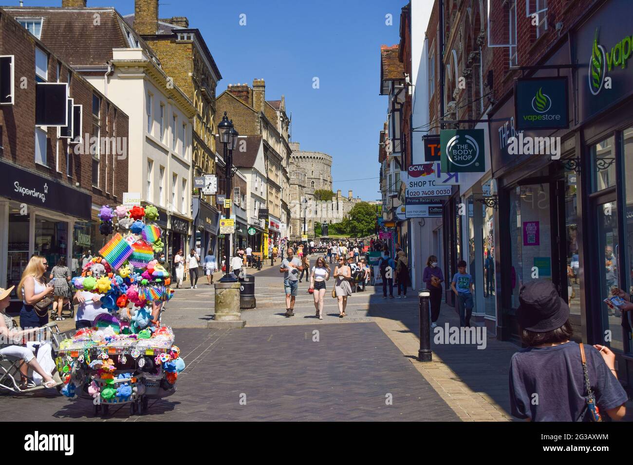 Windsor Shopping Centre High Resolution Stock Photography and Images ...
