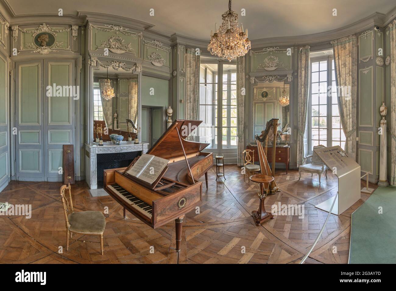 FRANCE - LOIRE VALLEY - INDRE (36) - CASTLE OF VALENCAY : MUSIC ROOM ...