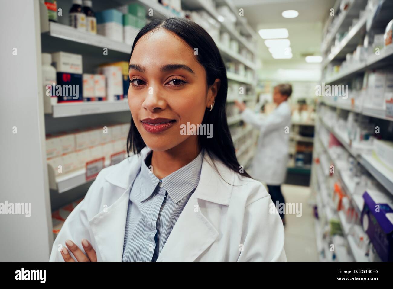 Chemist uniform hi-res stock photography and images - Alamy