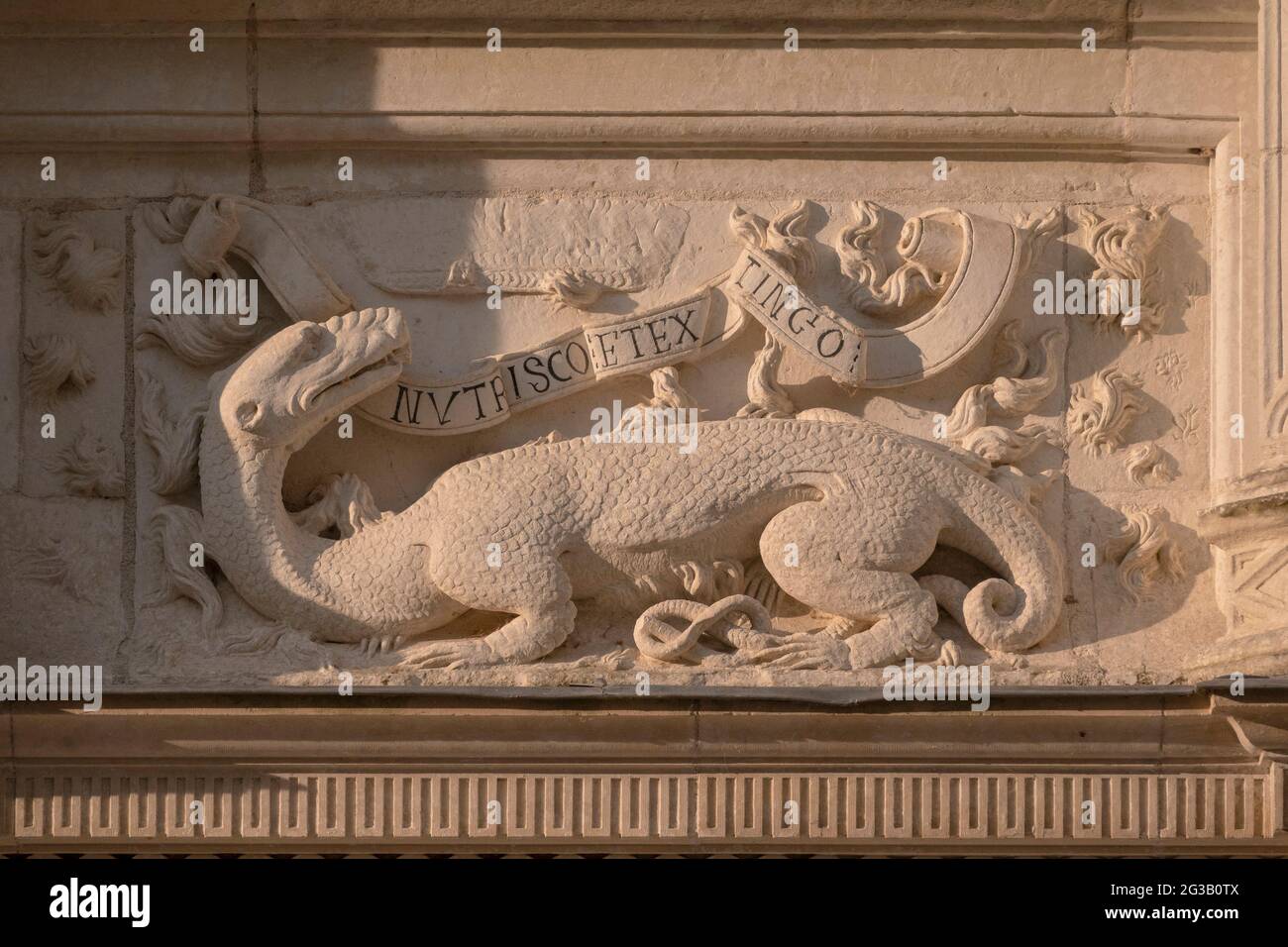 Tuffeau hi-res stock photography and images - Alamy