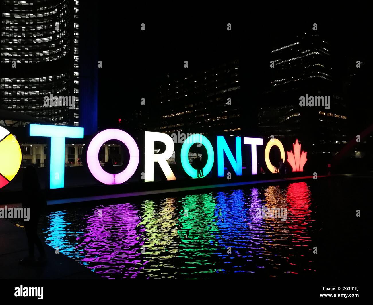 3d Toronto Sign Phillips Square High Resolution Stock Photography and ...