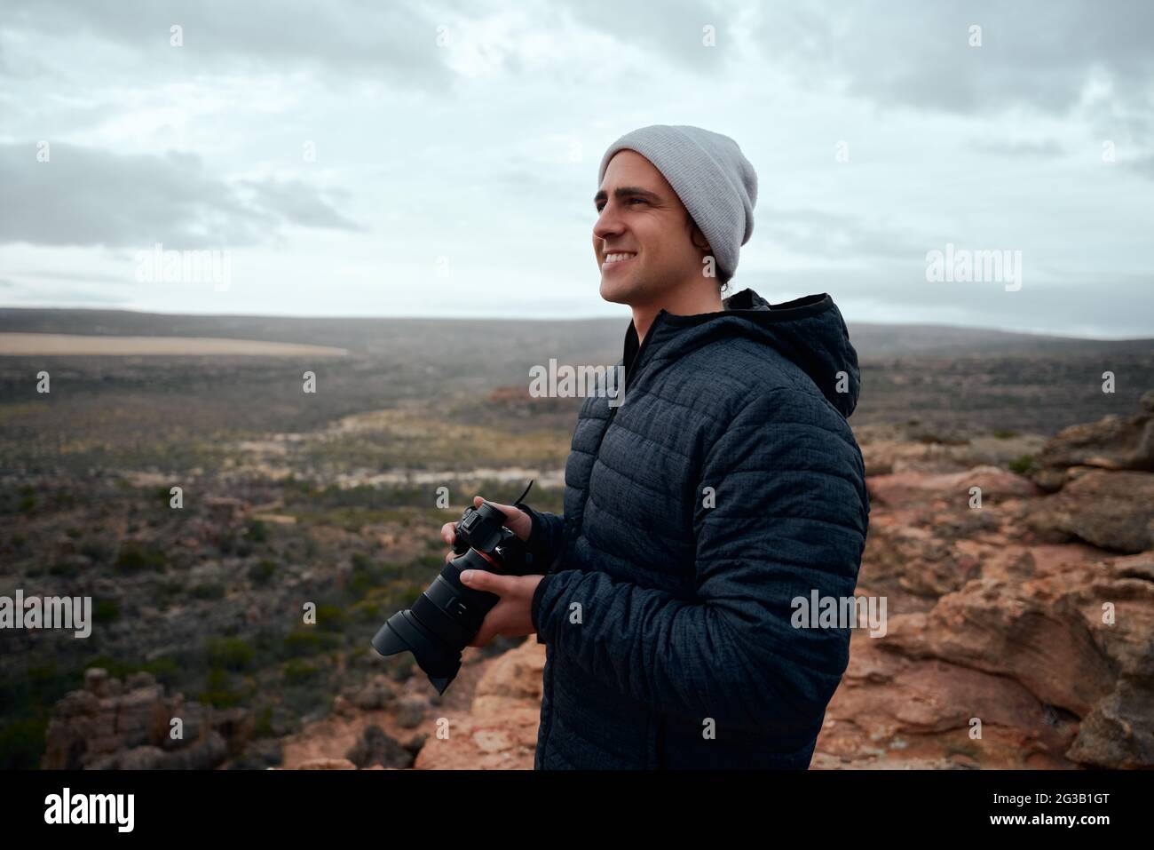 Person clicking photograph hi-res stock photography and images - Alamy