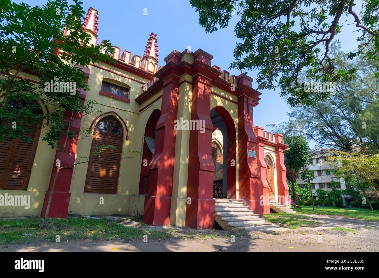Indian institute of technology campus hi-res stock photography and ...