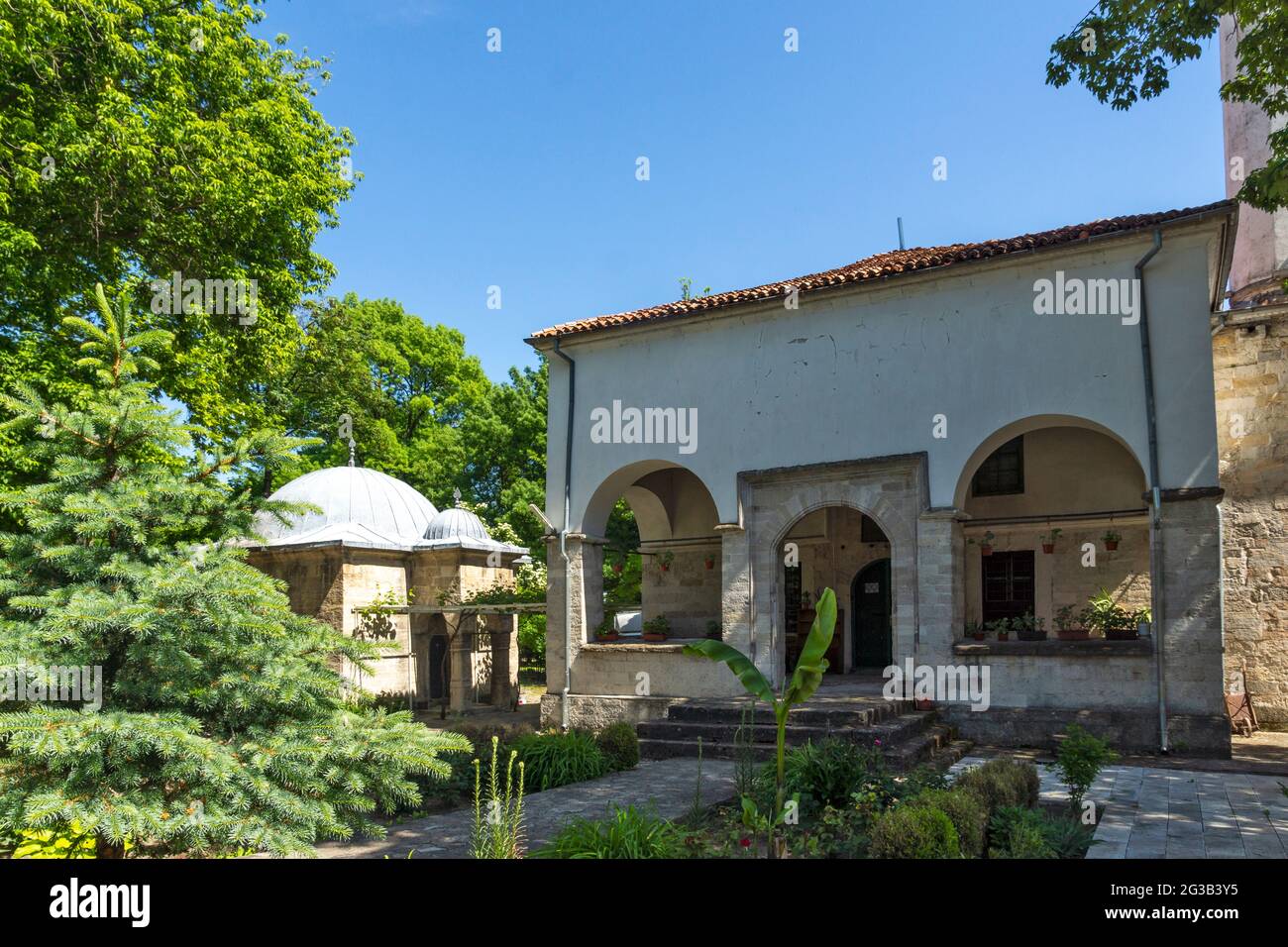 VIDIN, BULGARIA - MAY 23, 2021: Osman Pazvantoglu mosque in town of ...