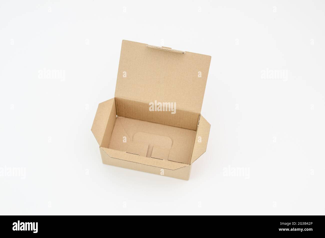 Paper open box, isolated background. Brown cardboard delivery box Stock ...