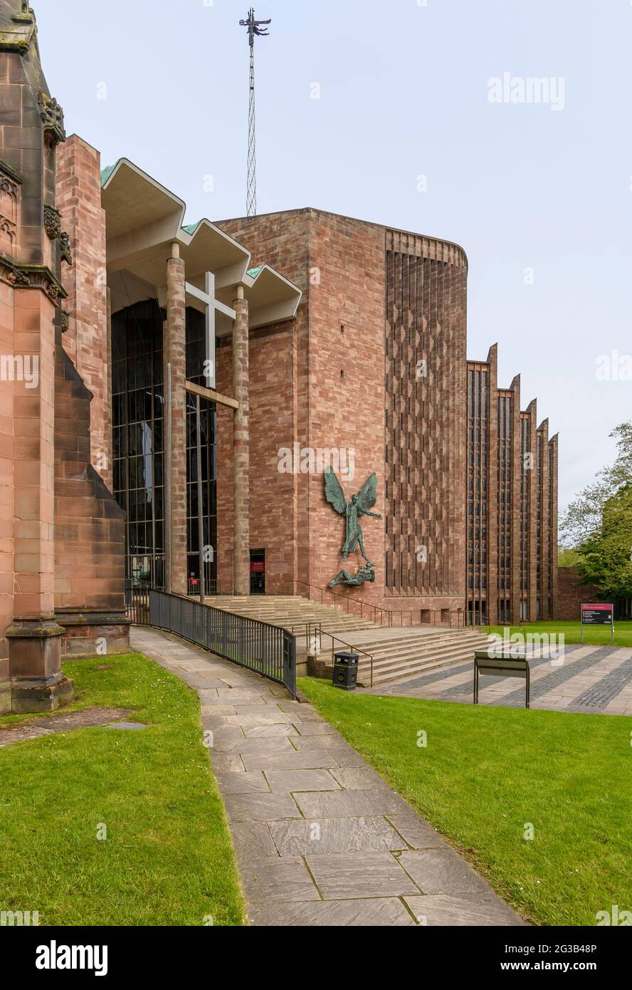 St Michael's Cathedral was built next to the previous cathedral bombed ...