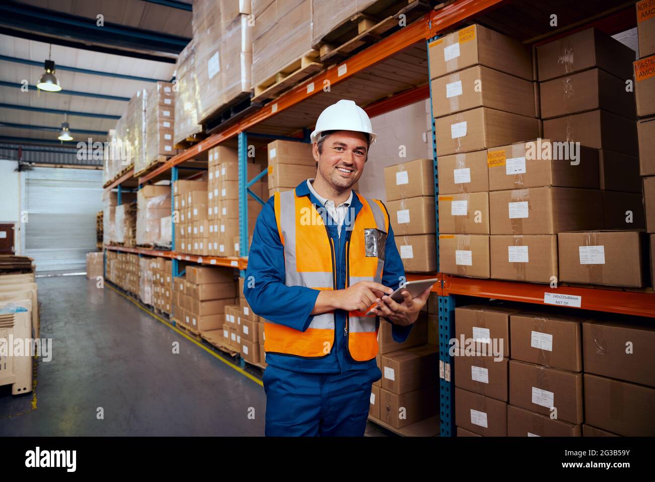 Adult uniform hi-res stock photography and images - Alamy