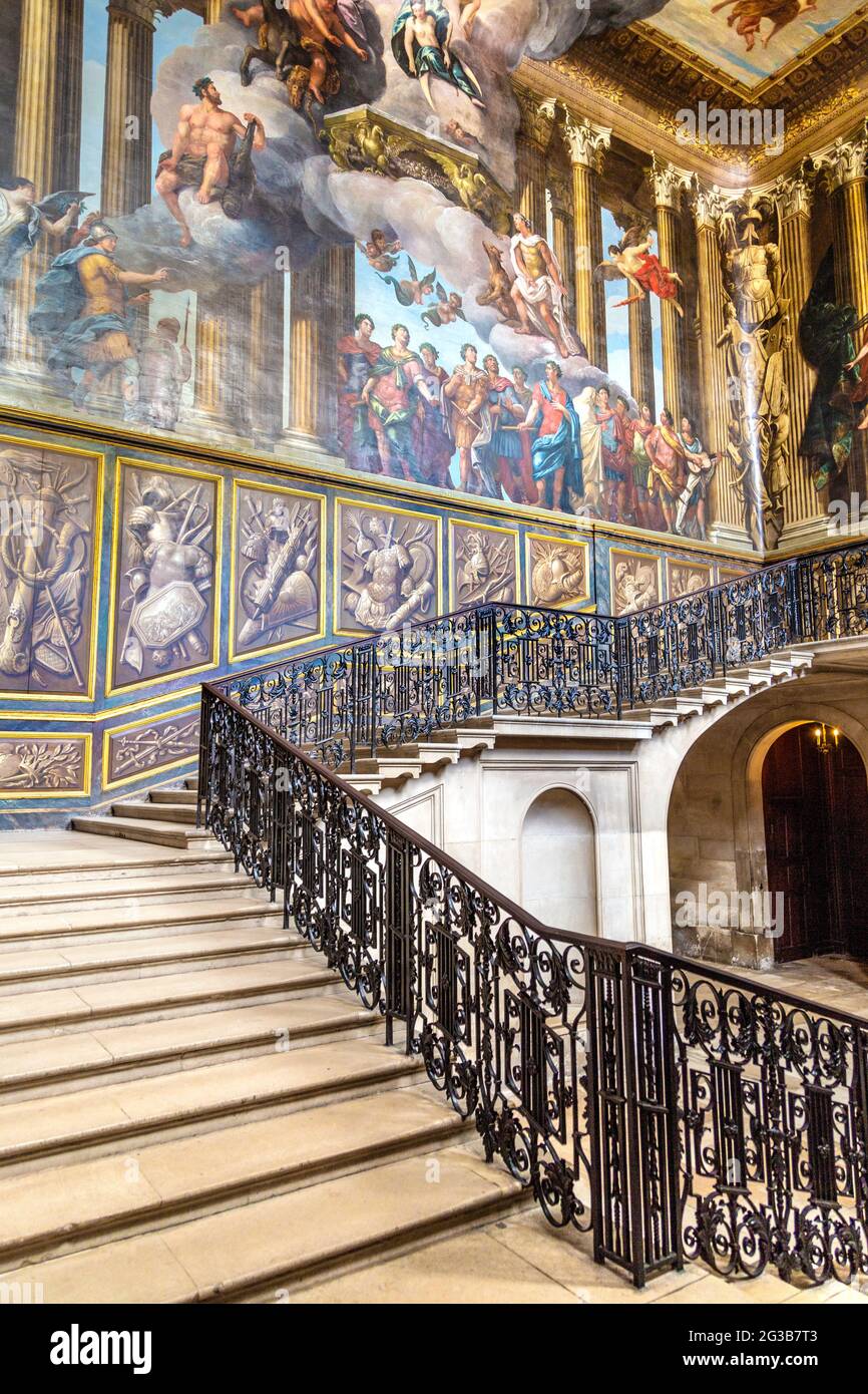 The King's Staircase painted by William Kent at Hampton Court Palace ...