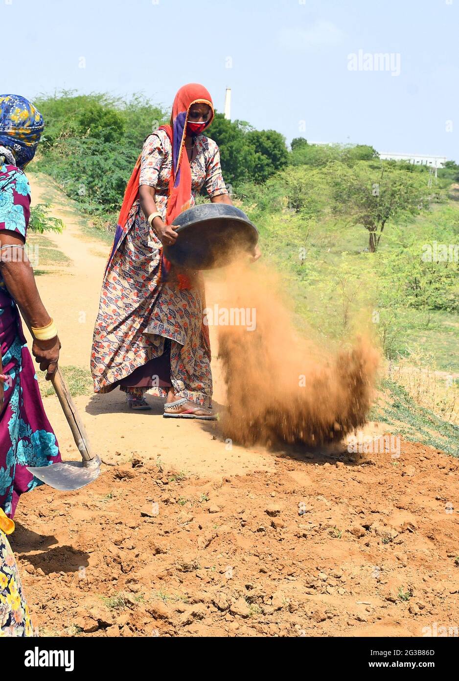 Rajasthani labourers hi-res stock photography and images - Alamy